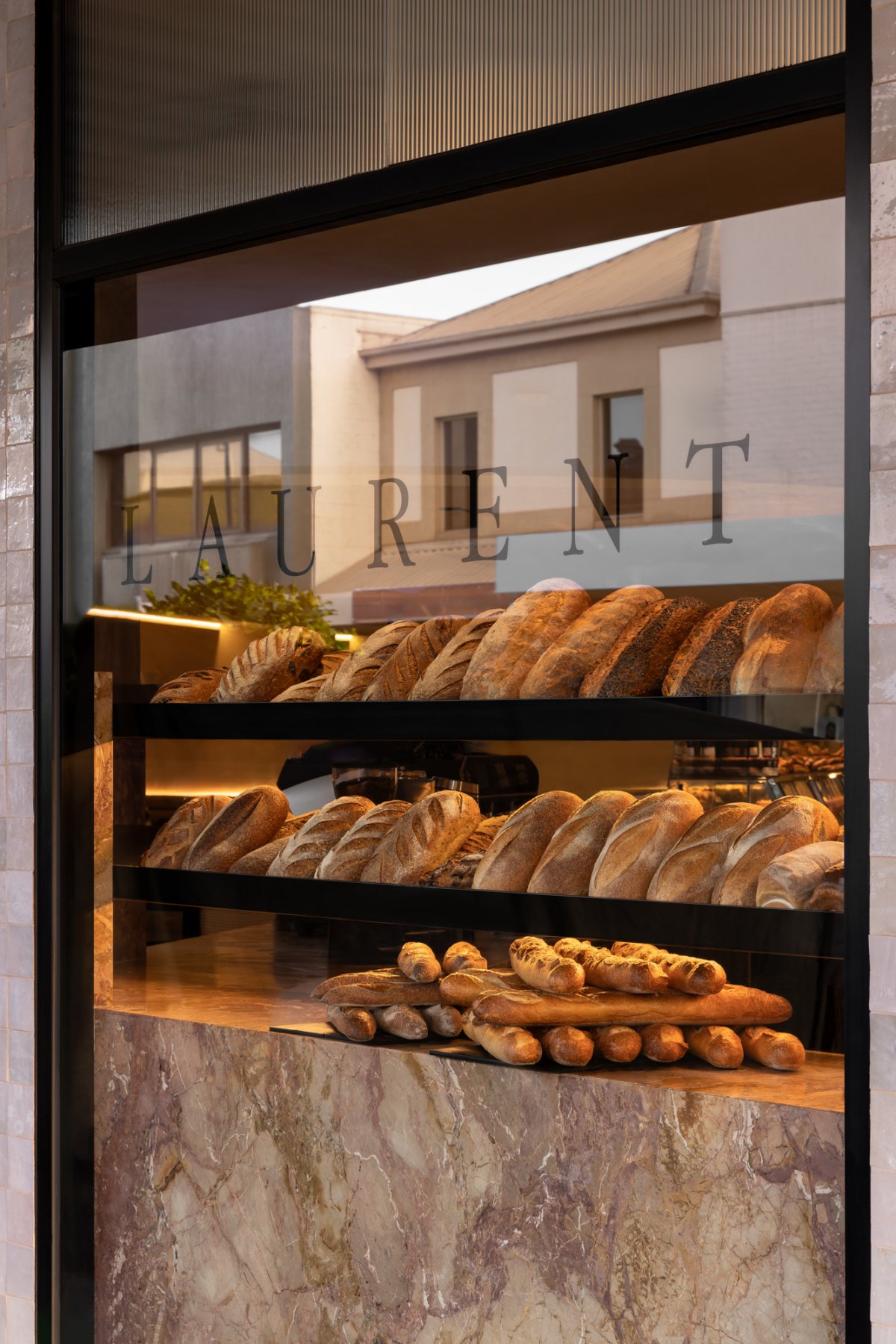 YinjiSpace - Golden x Laurent Bakery